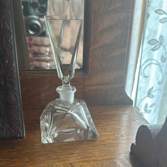 Accents | Elegant Clear Glass Perfume Bottleantique | Poshmark